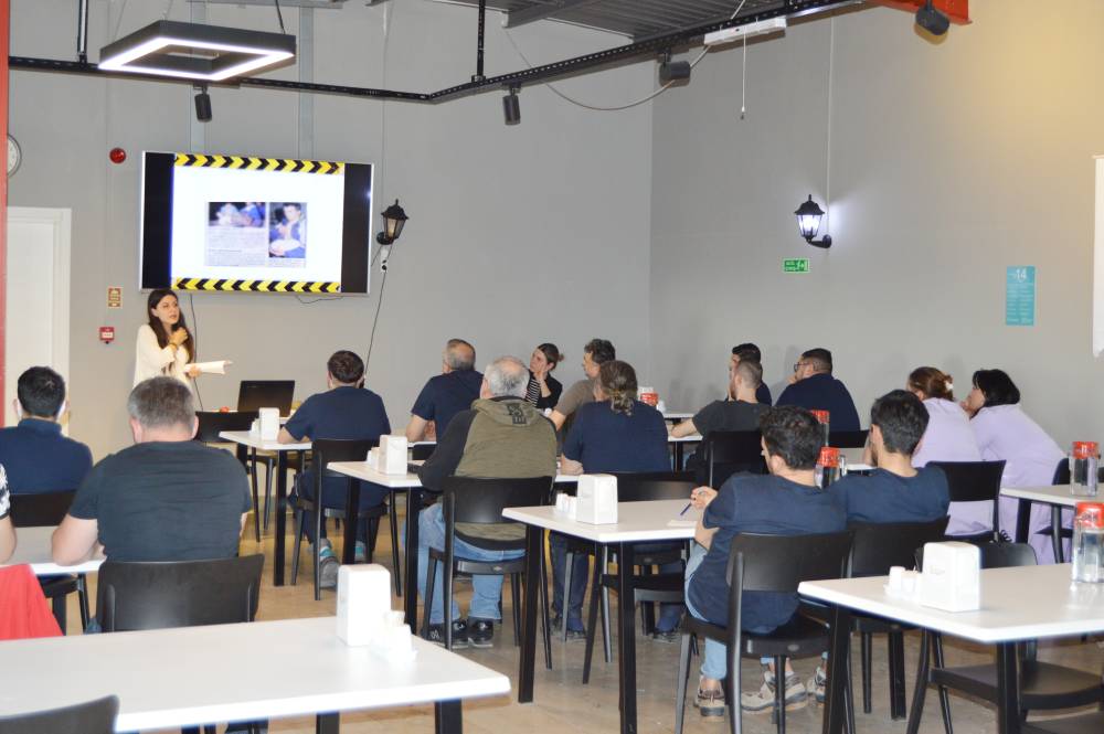 Corporate • Mayapack