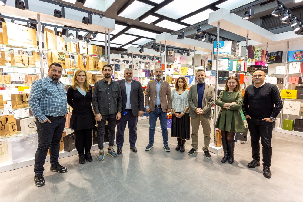 Mayapack Prints, Packs & Exports • Mayapack